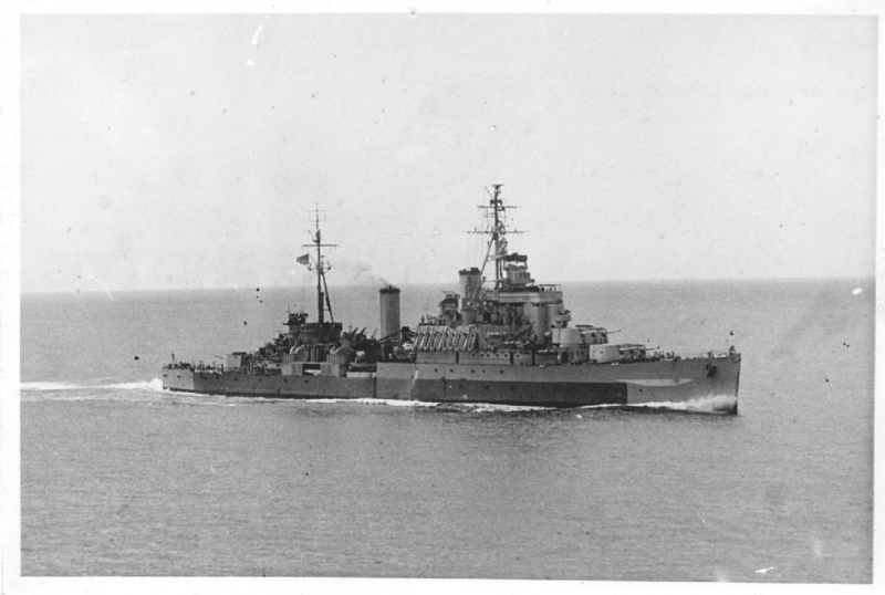 ROYAL NAVY CROISEURS LEGERS CLASSE CROWN COLONY