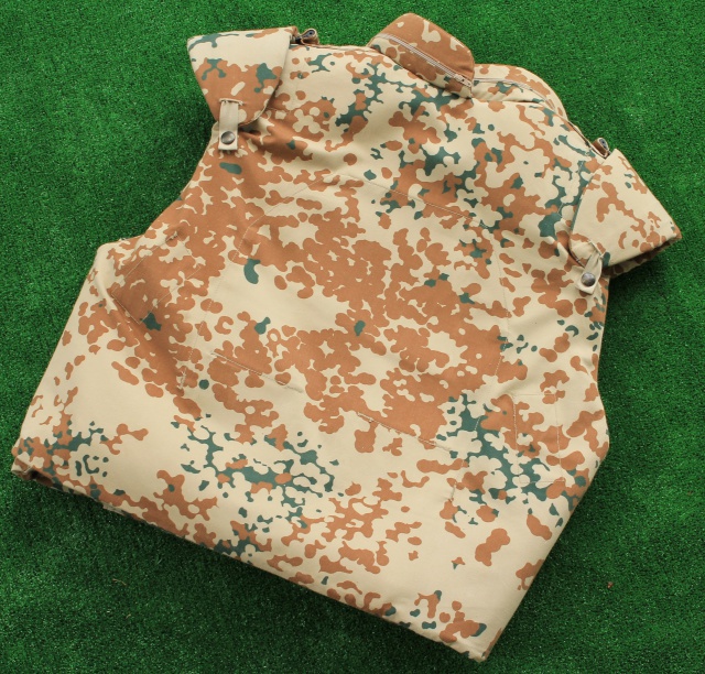 Danish frag vest HMAK